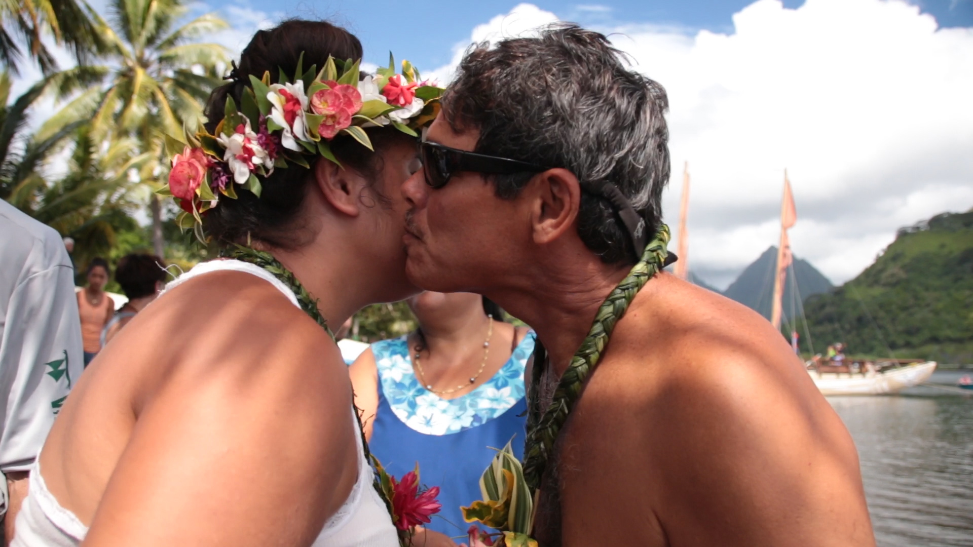 Tautira Crew Change - ʻŌiwi TV